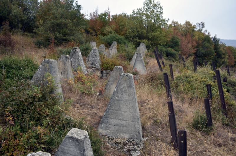 ΑΝΤΙΑΡΜΑΤΙΚΑ ΕΜΠΟΔΙΑ – Fort Roupel